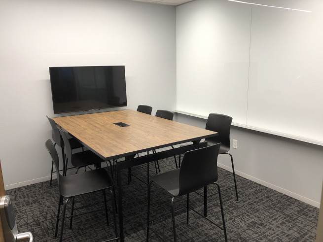 Instant reservation: Crosland breakout room for up to 7 users | Georgia ...